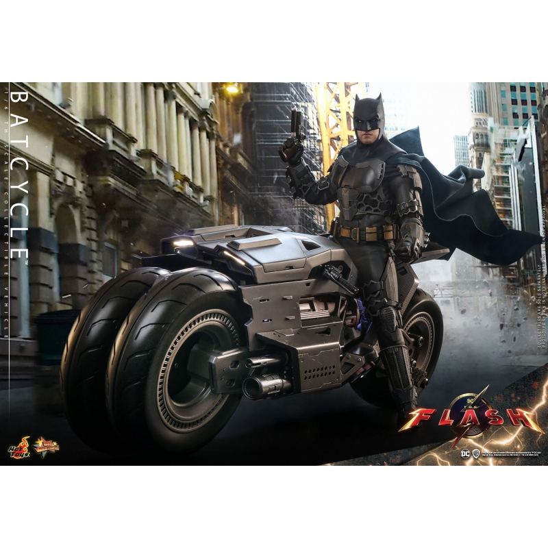 Batcycle MMS704 | Hot Toys replica | The Flash