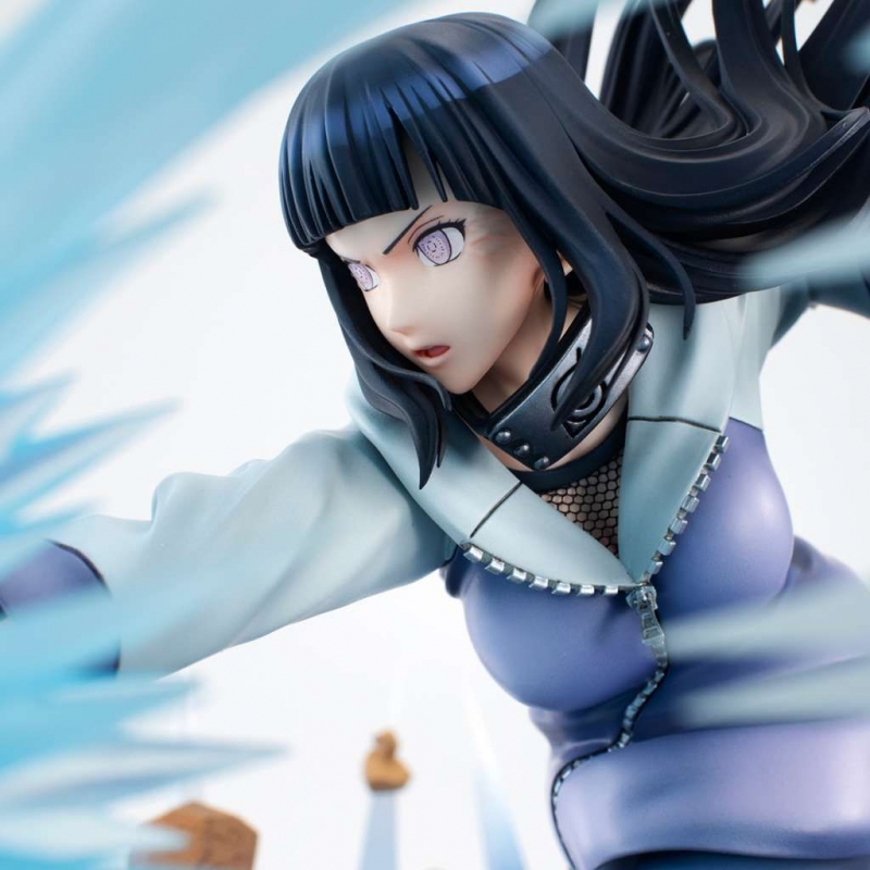 Hinata Hyuga Megahouse Gals DX statue 31 cm
