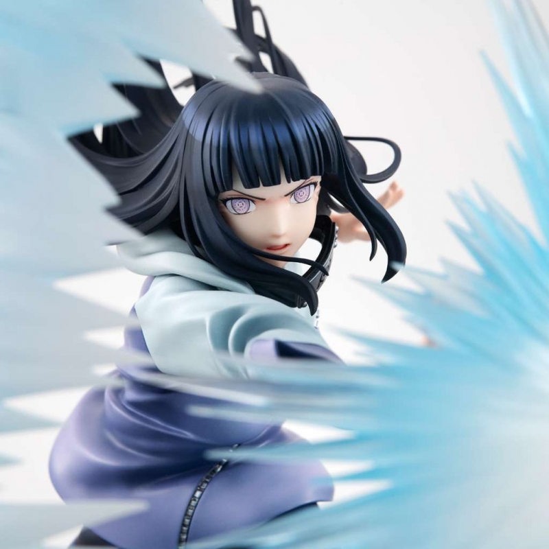 Hinata Hyuga Megahouse Gals DX statue 31 cm