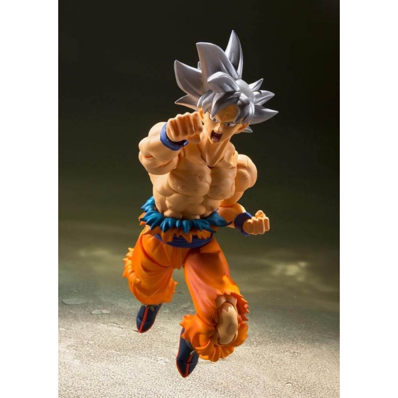Son Goku Ultra Instinct SH Figuarts - figurine Dragon Ball Super