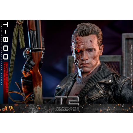 T-800 Battle Damaged Version 2.0 Hot Toys DX46 : Terminator 2 figure