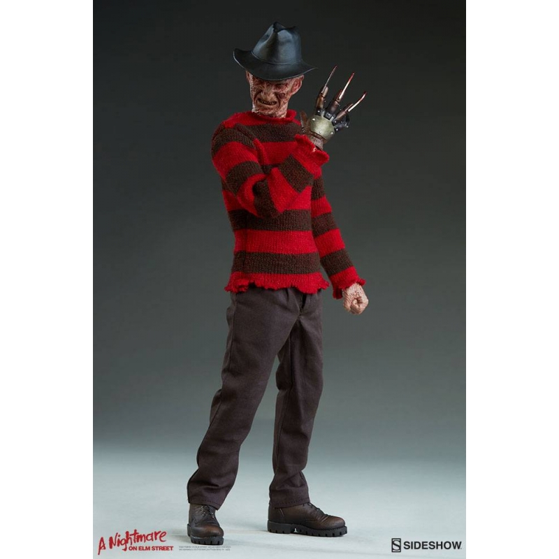 Freddy Krueger Sideshow : A Nightmare On Elm Street action figure