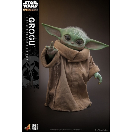 Grogu : Life-Size figure by Hot Toys from Star Wars The Mandalorian
