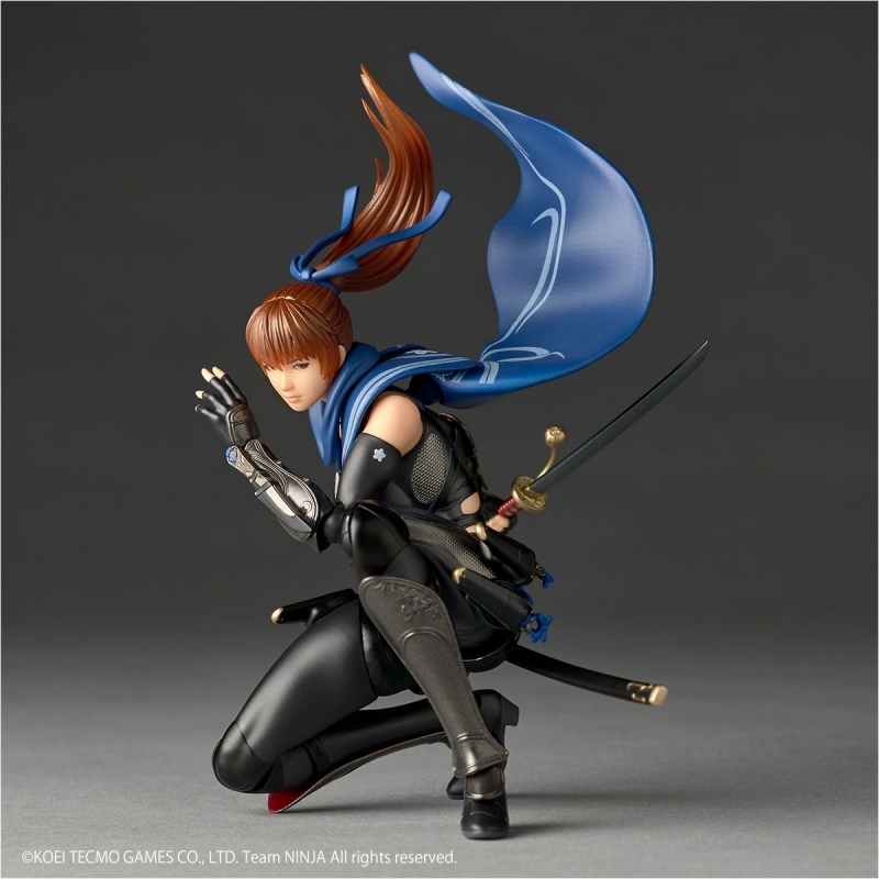 Kasumi Revoltech action figure by Kaiyodo - Ninja Gaiden 3