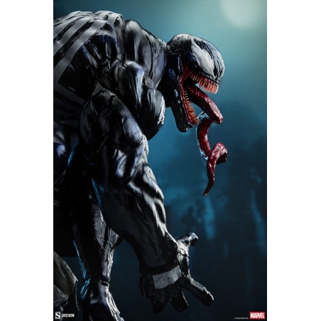 Venom Premium Format statue by Sideshow Collectibles