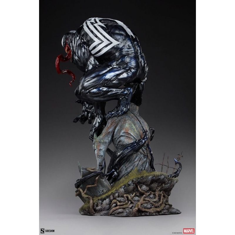 Venom Premium Format statue by Sideshow Collectibles