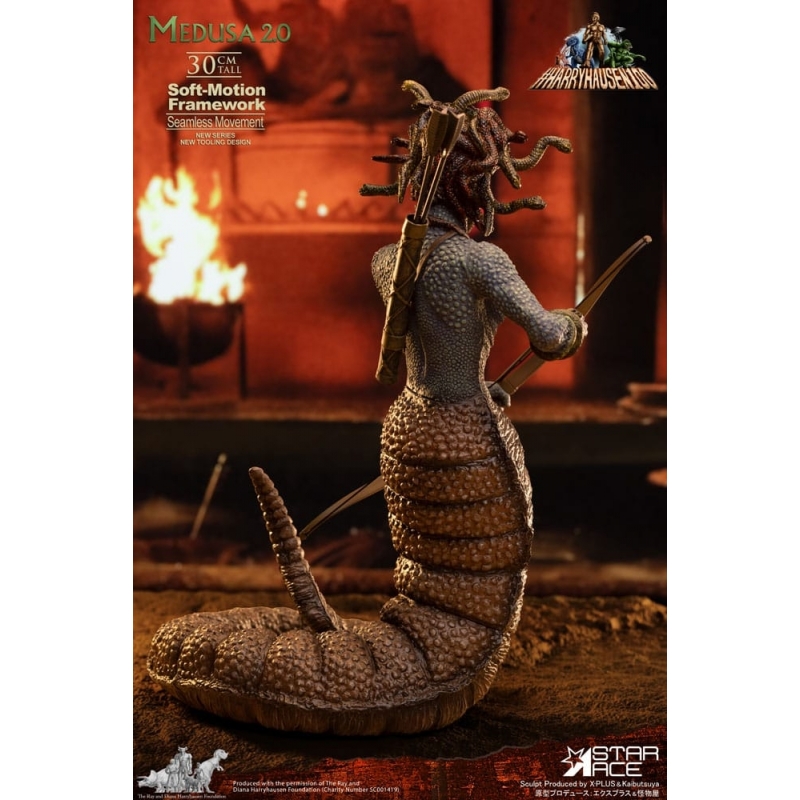 Medusa Soft Motion Series figure by Star Ace Toys