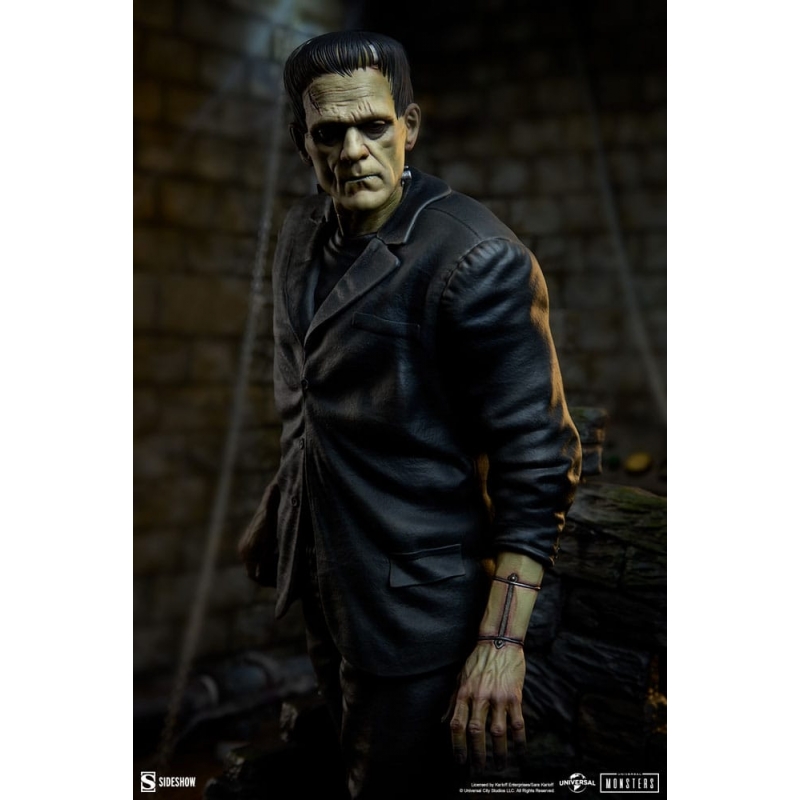 Frankenstein Premium Format statue by Sideshow Collectibles Collector ...