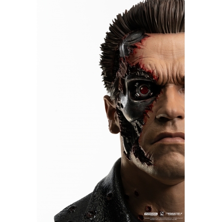 T-800 Model 101 battle damaged bust by Pure Arts